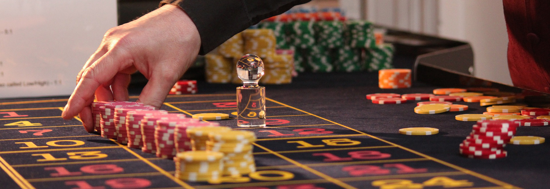 Casinos: Boost Revenue with a Flexible Reinvestment Strategy